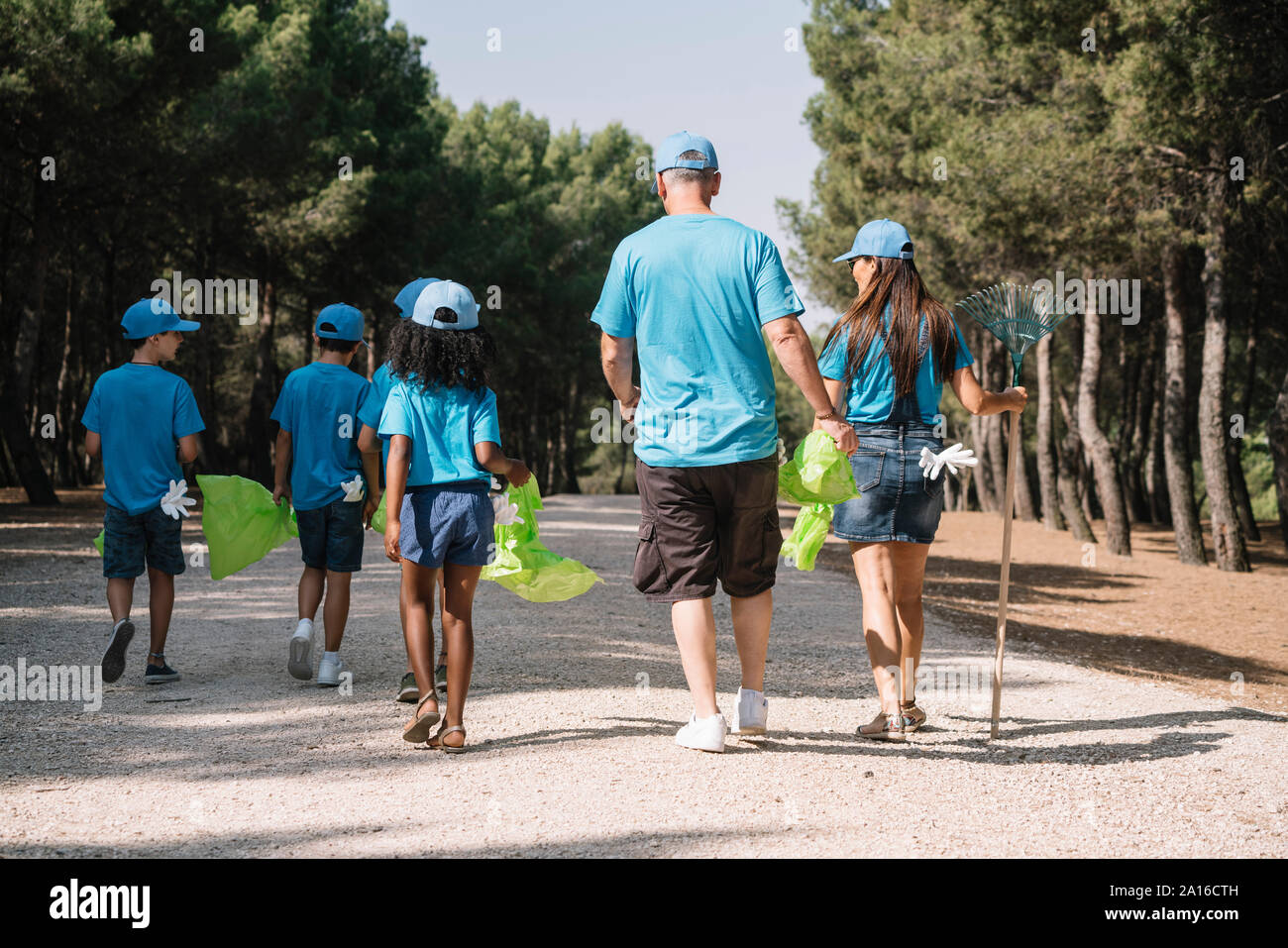 Garbage group hi-res stock photography and images - Alamy