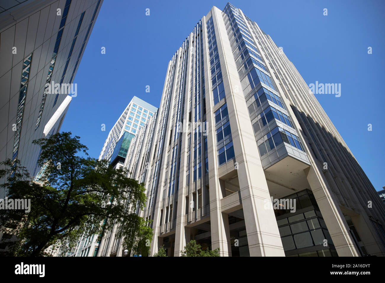 Womens hospital chicago hi-res stock photography and images - Alamy