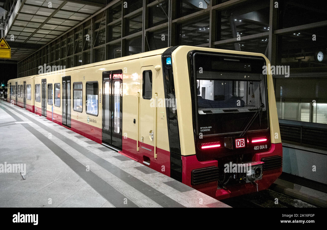 Germany. 18th Sep, 2019. The new S-Bahn is parked in a train station ...
