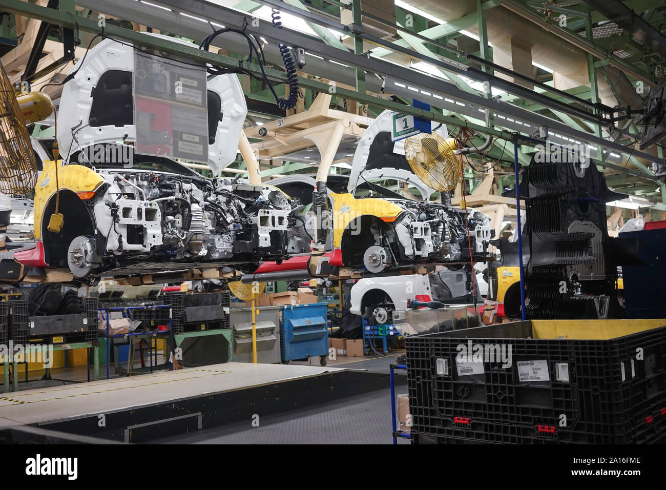 Honda production line hi-res stock photography and images - Alamy