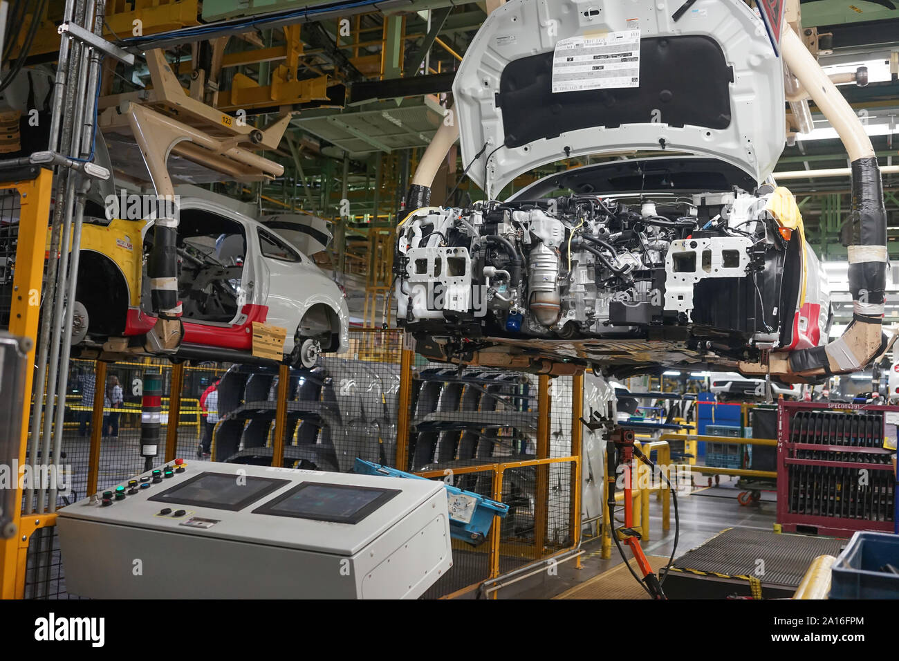 Honda production line hi-res stock photography and images - Alamy