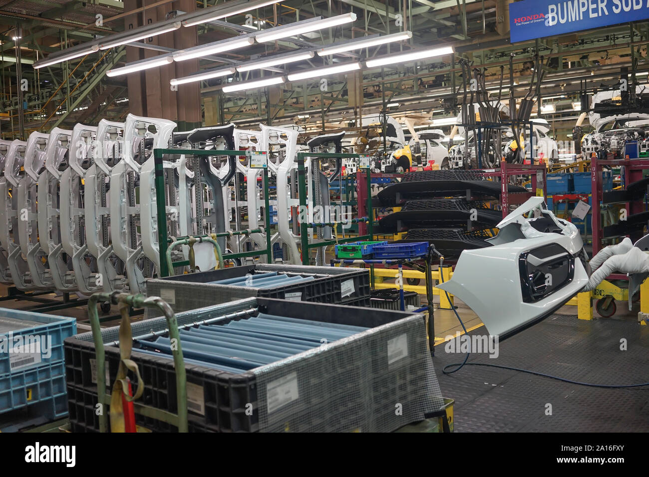 Honda production line hi-res stock photography and images - Alamy