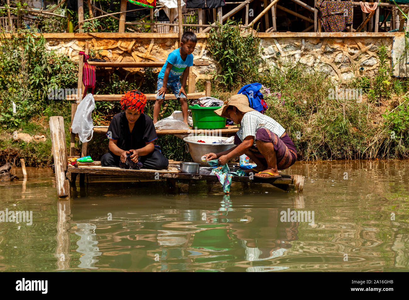 Washing burma hi-res stock photography and images - Alamy