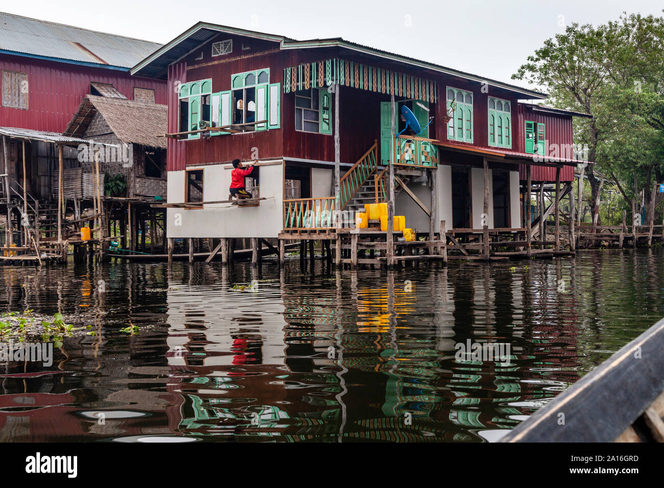 Myanmar burma house on stilts hi-res stock photography and images - Alamy