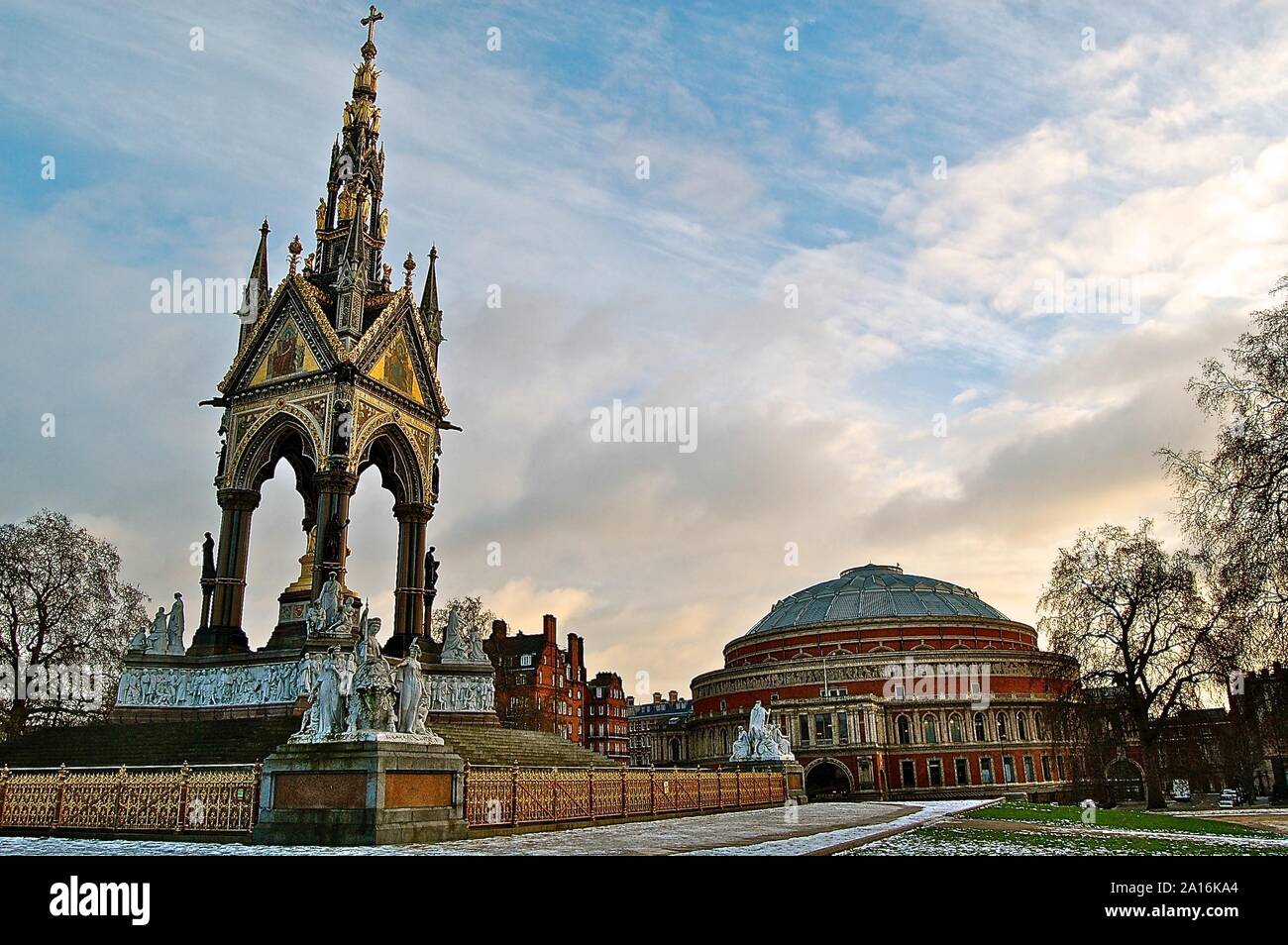 Prince albert hall mason hi-res stock photography and images - Alamy