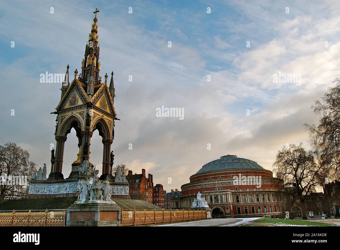 Prince albert hall mason hi-res stock photography and images - Alamy