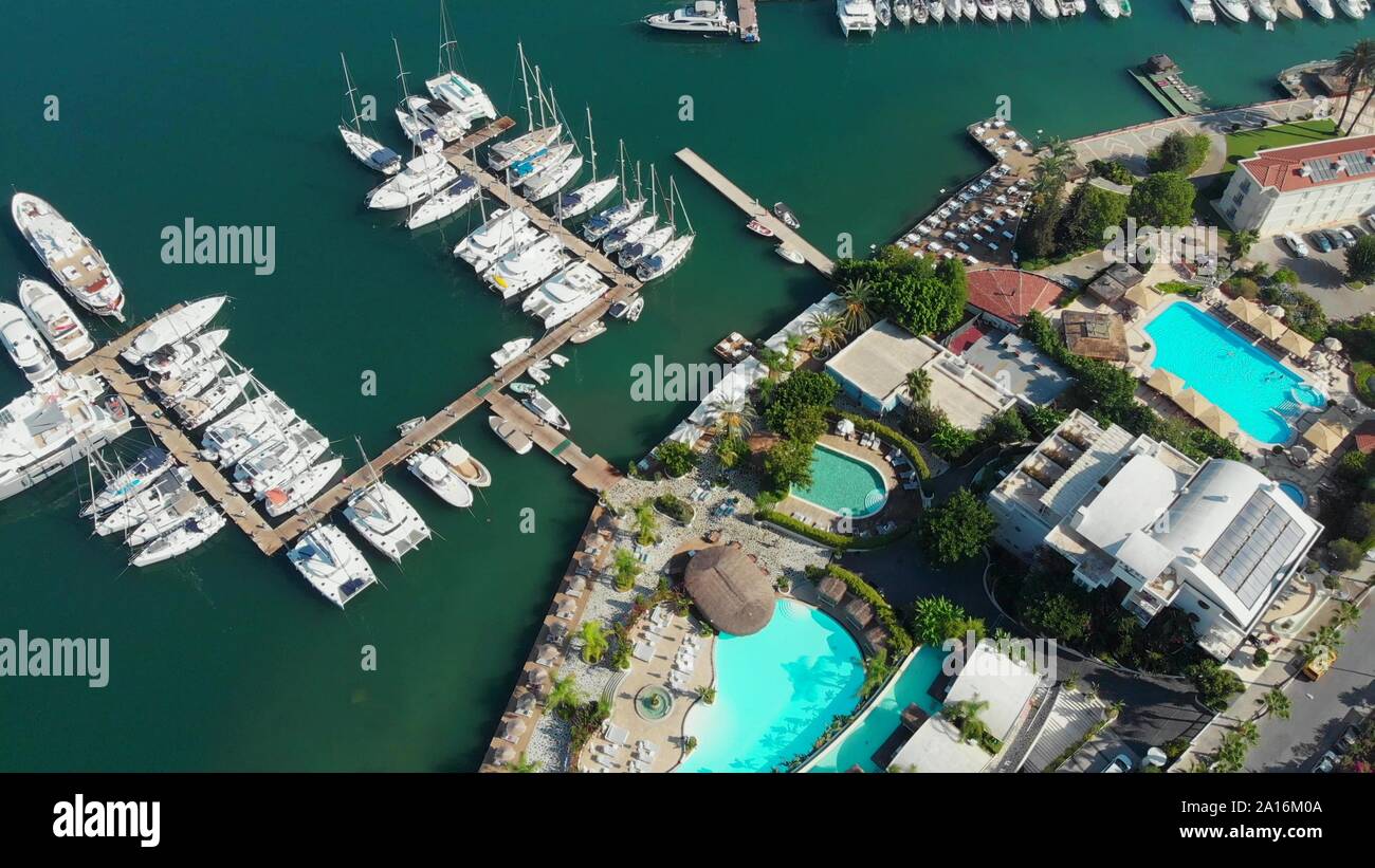Swimming pool on top marina hi-res stock photography and images - Alamy