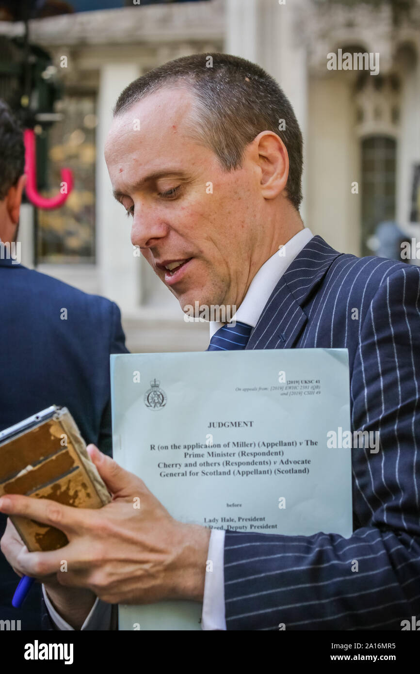 Constitutional application hi-res stock photography and images - Alamy