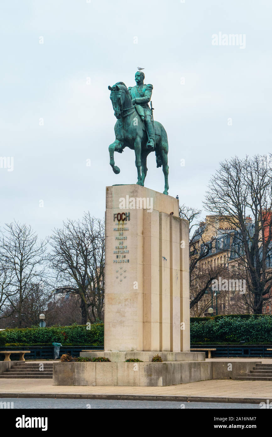 Ferdinand foch monument hi-res stock photography and images - Alamy