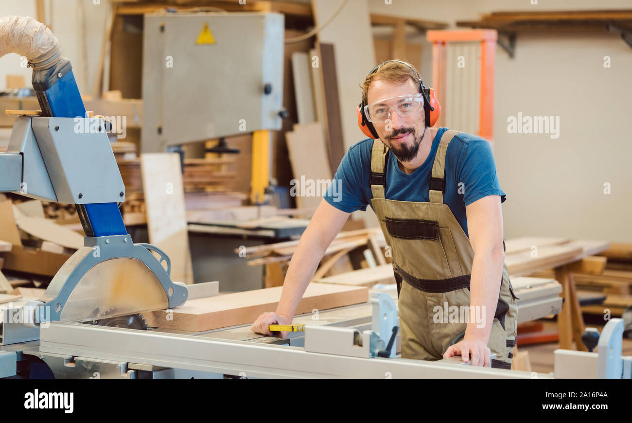Occupation carpenters hi-res stock photography and images - Alamy