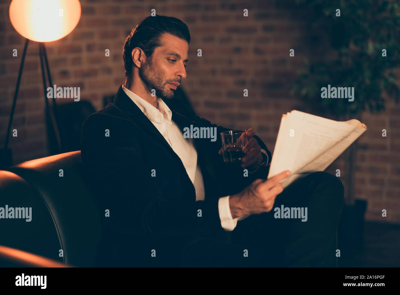 Profile side view billionaire millionaire stubble person man in Stock ...