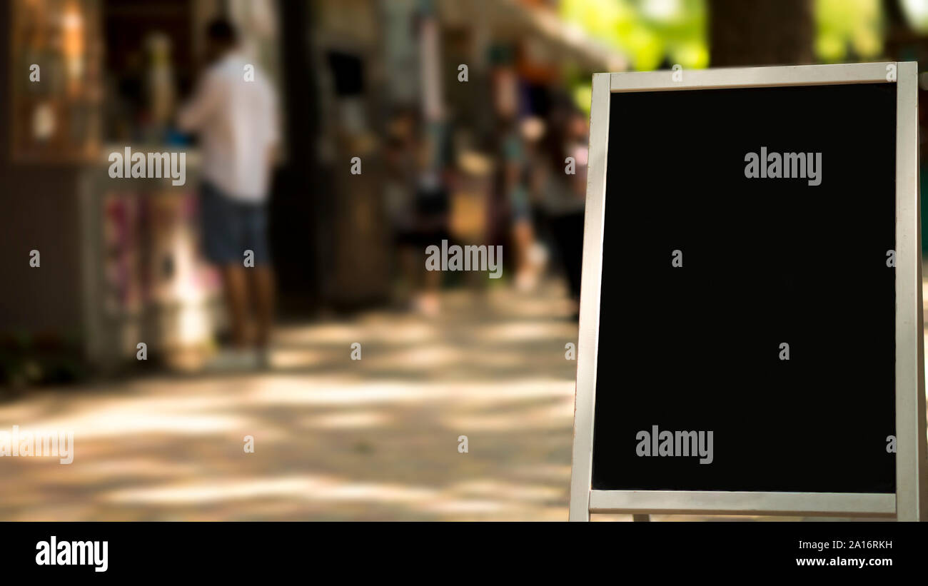 Stand outdoor hi-res stock photography and images - Alamy