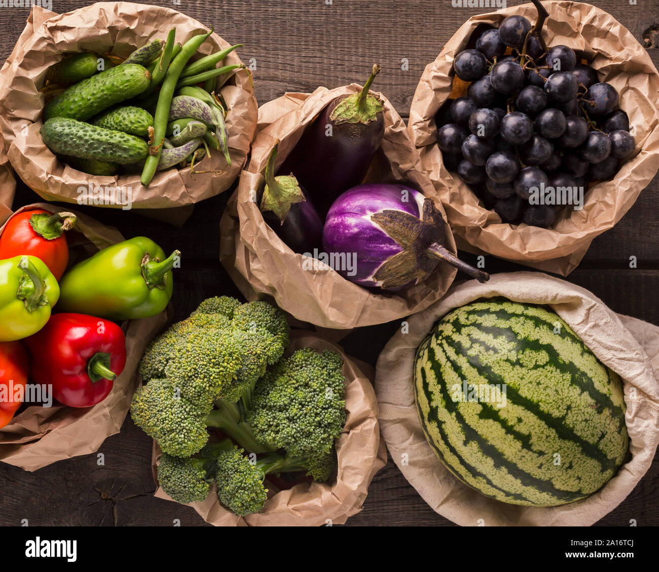 Sacks with pepper hi-res stock photography and images - Alamy