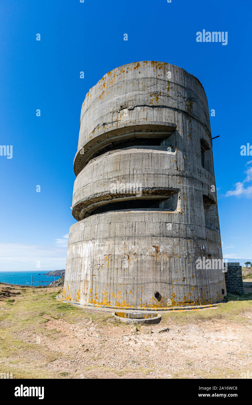 WW2 observation tower on Guernsey Stock Photo - Alamy