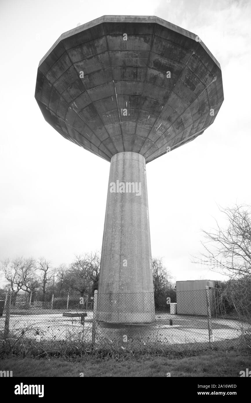 Constructivist architecture hi-res stock photography and images - Alamy