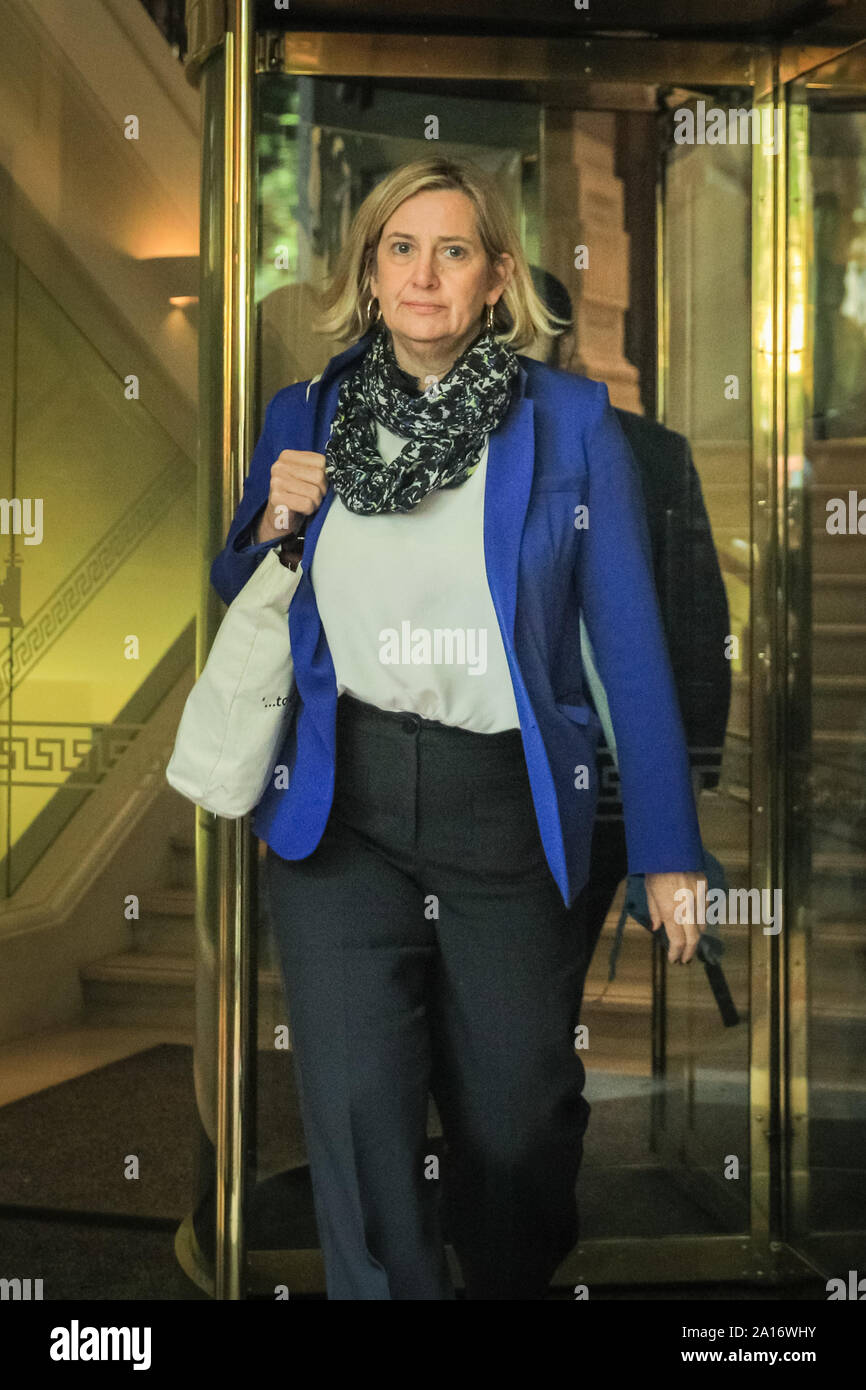 Amber rudd mp hi-res stock photography and images - Alamy