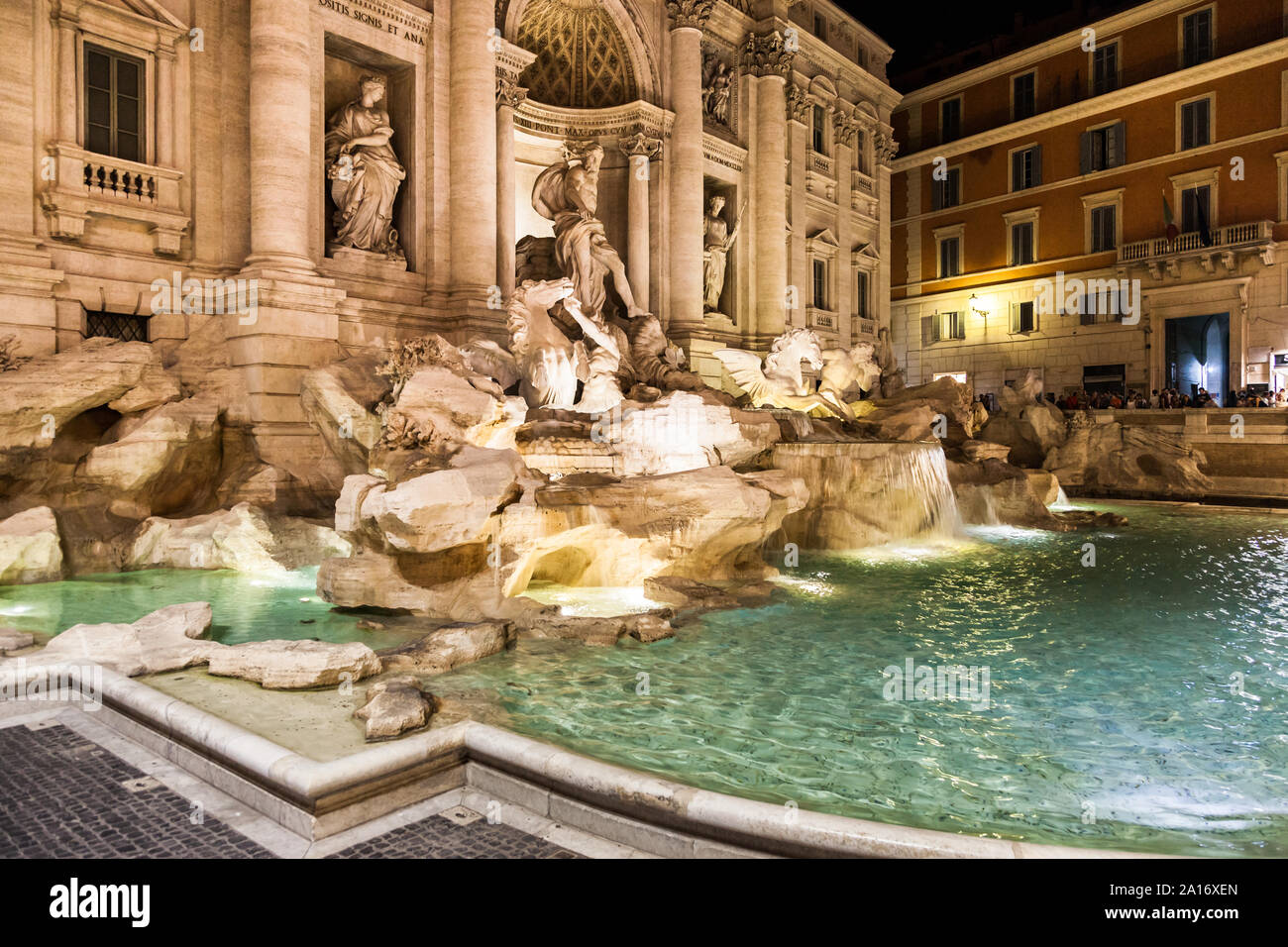 Duomo di trevi hi-res stock photography and images - Alamy