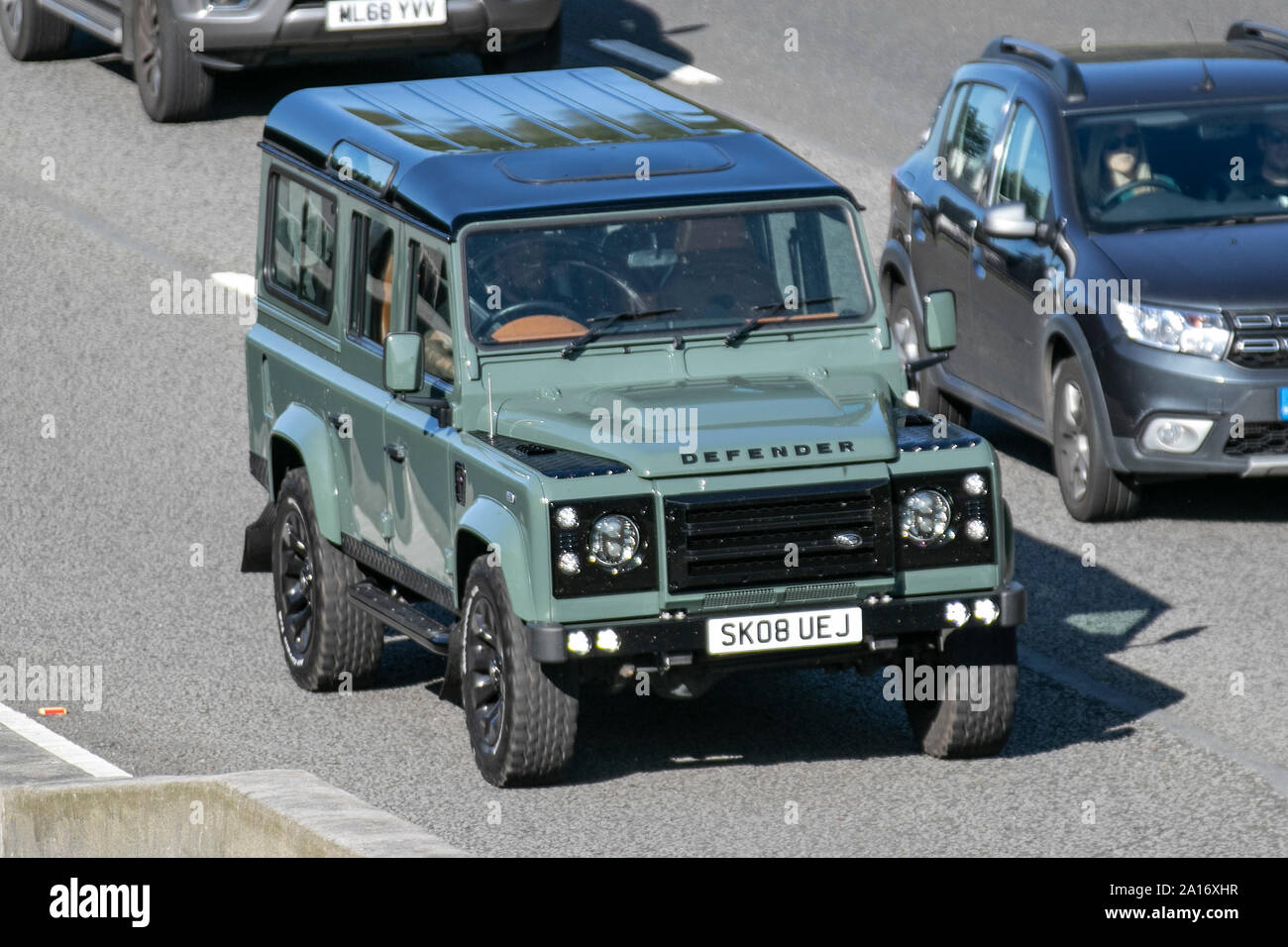 2008 Land Rover Defender 110 Hard TOP; UK Vehicular traffic, transport ...