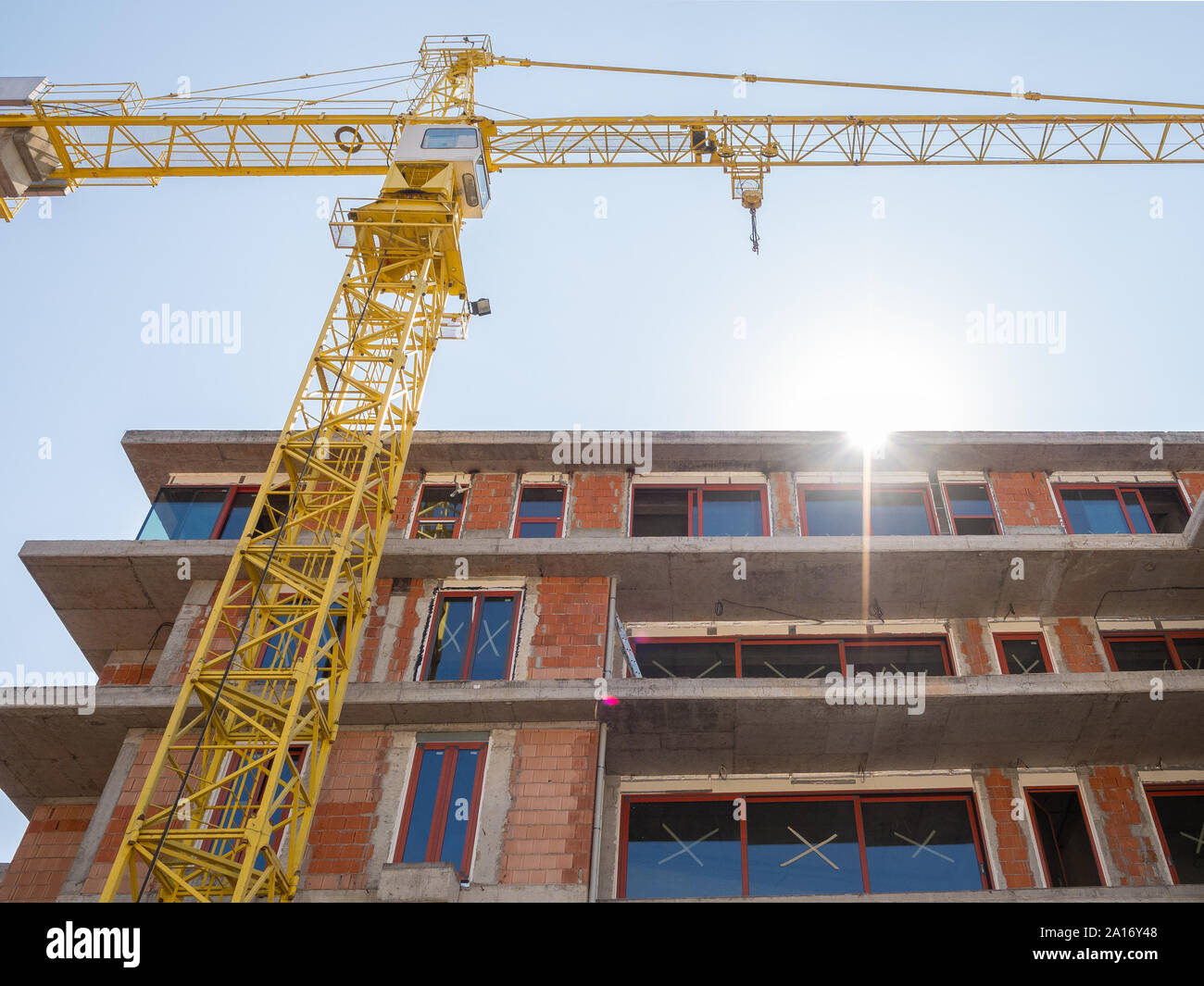 Crane structures hi-res stock photography and images - Alamy