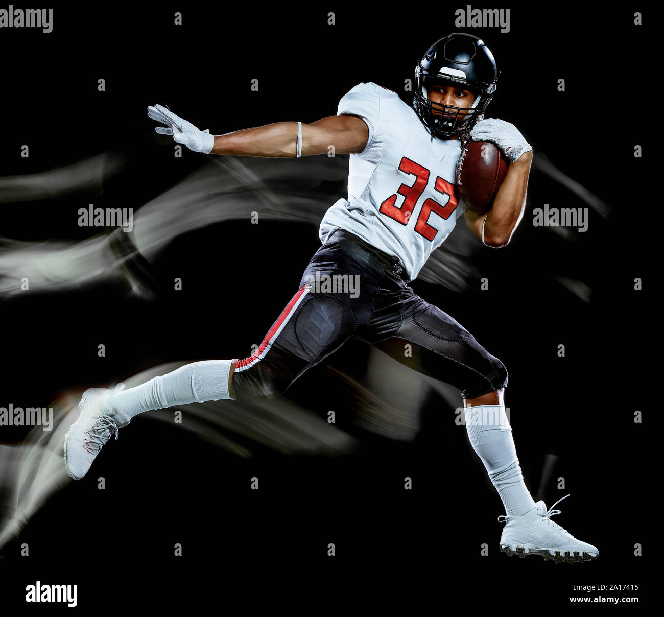 American football player side profile hi-res stock photography and ...