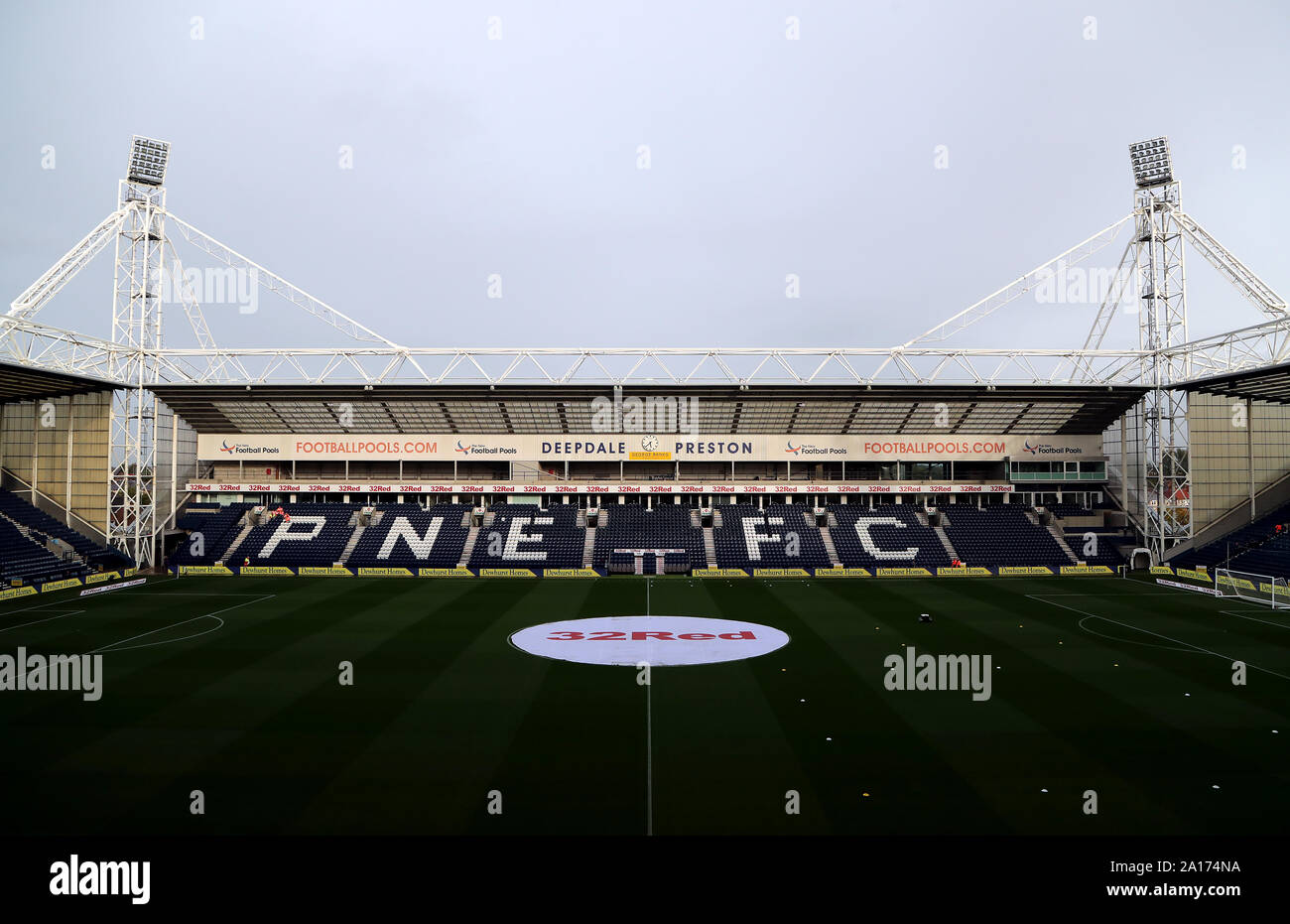 Deepdale stadium view hi-res stock photography and images - Alamy
