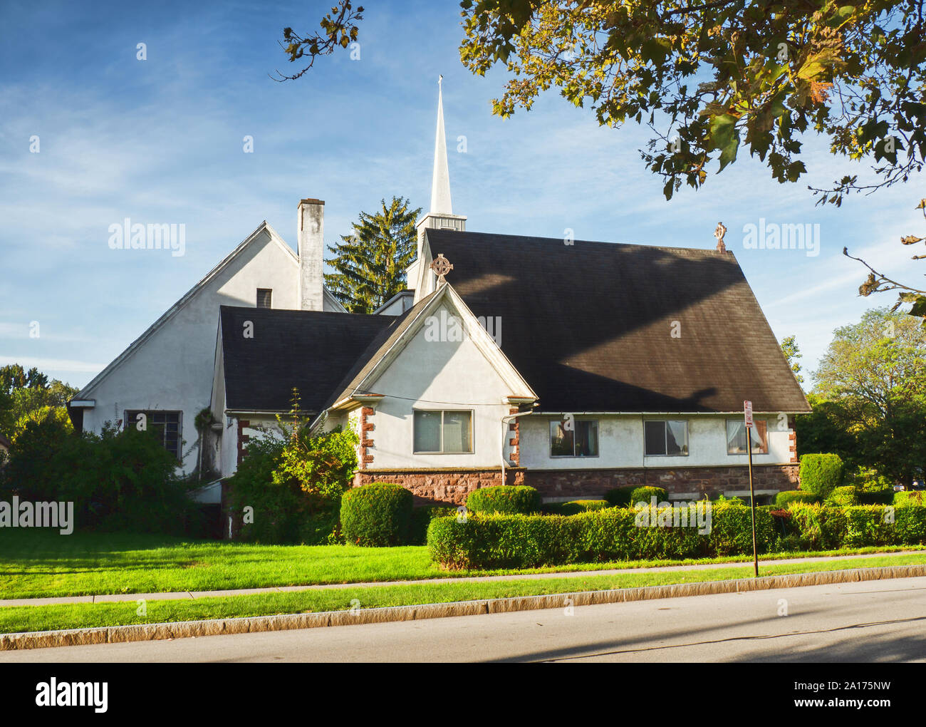 Small christian community hi-res stock photography and images - Alamy