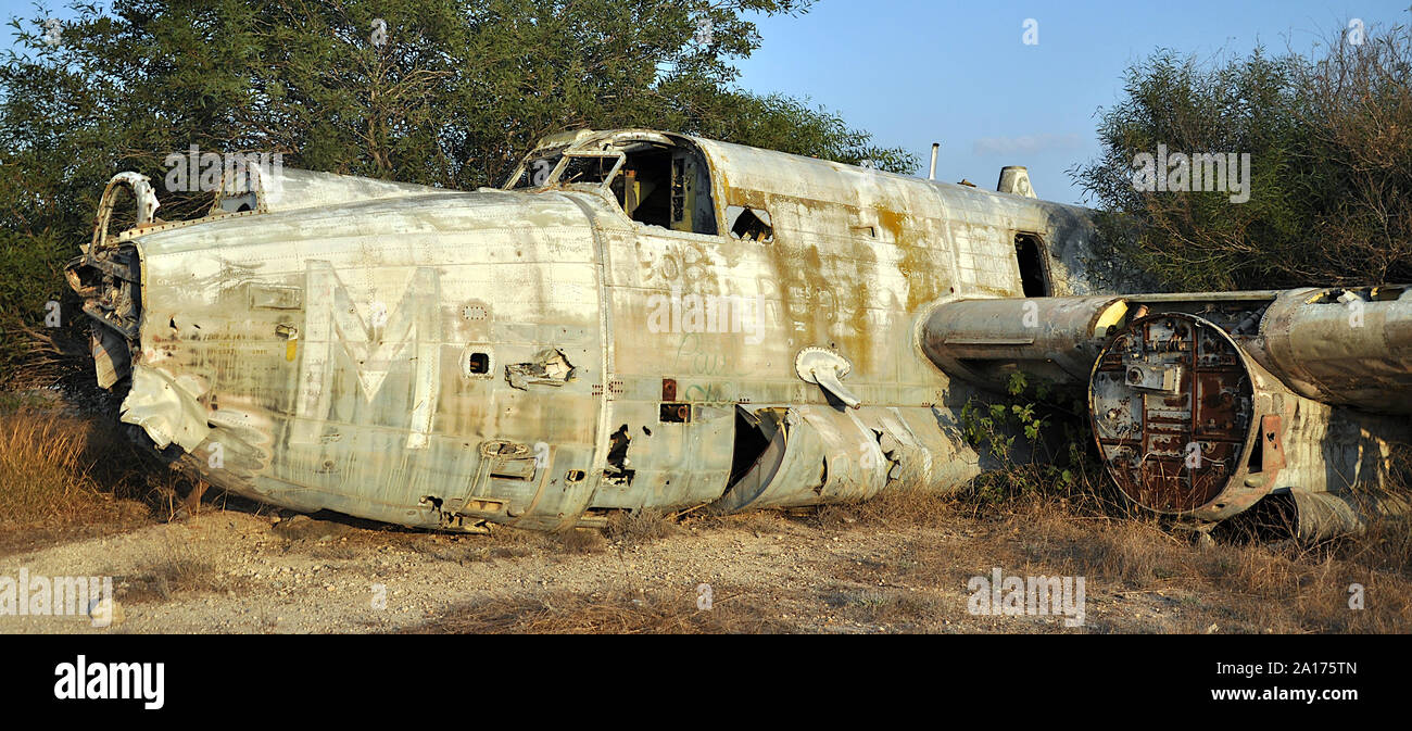 Avro shackleton hi-res stock photography and images - Alamy