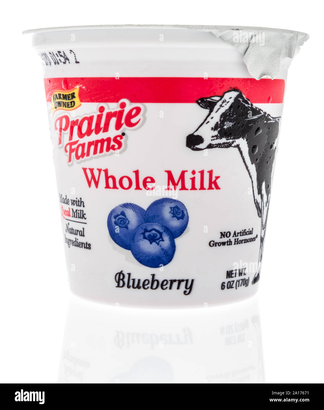 Winneconne, WI - 22 September 2019: A package of Prairie Farms whole ...