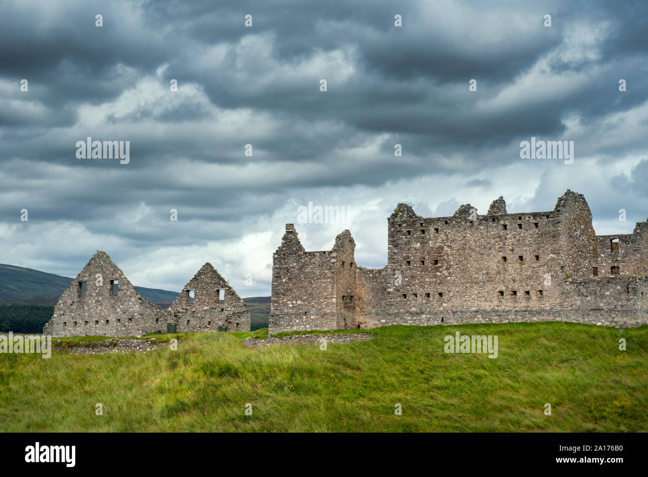Uk military barracks hi-res stock photography and images - Alamy