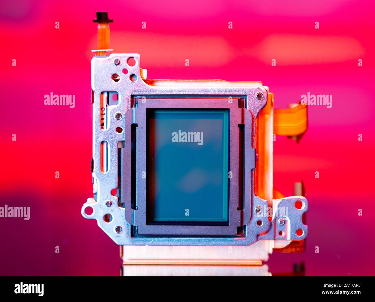 modern CMOS camera Image sensor. digital dslr camera cmos sensor ...