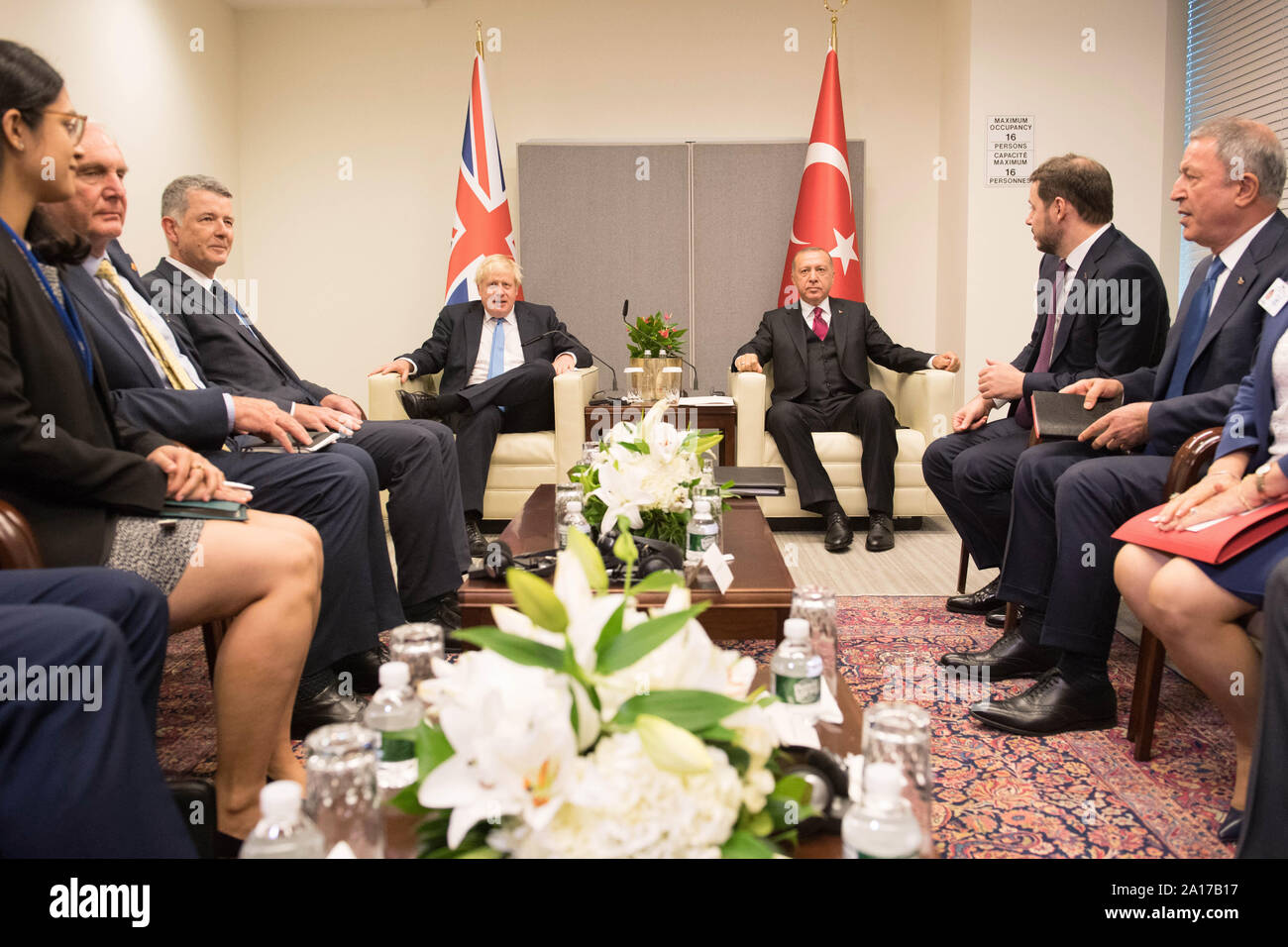 Boris johnson rear hi-res stock photography and images - Alamy