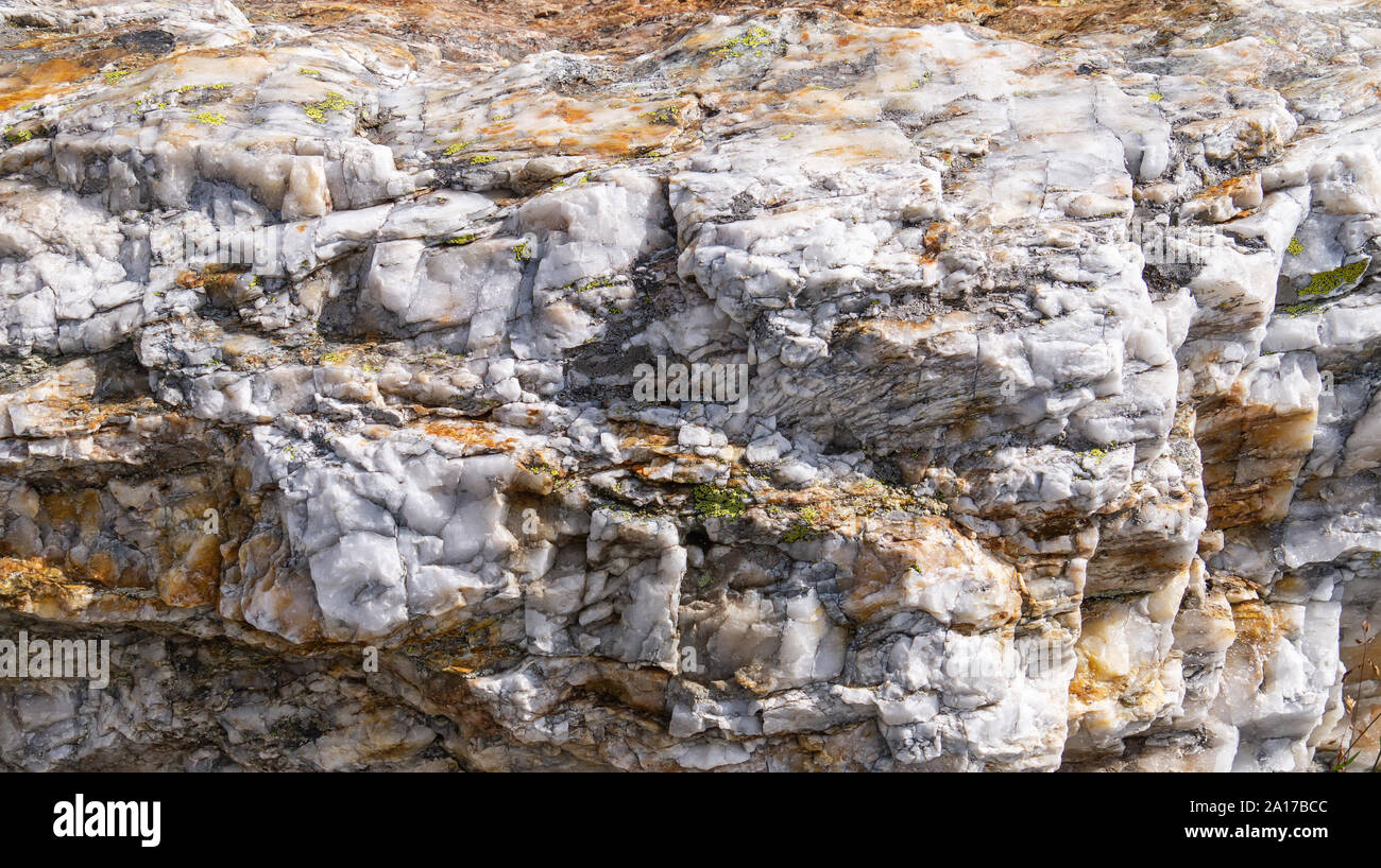 Stone texture. Vein quartz large solid Stock Photo - Alamy