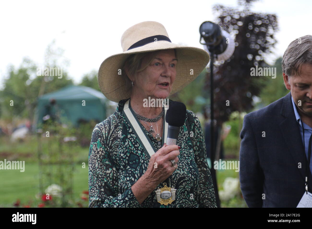 Lady salisbury hatfield house hi-res stock photography and images - Alamy