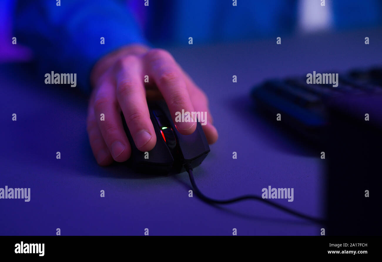 Light from computer hi-res stock photography and images - Alamy