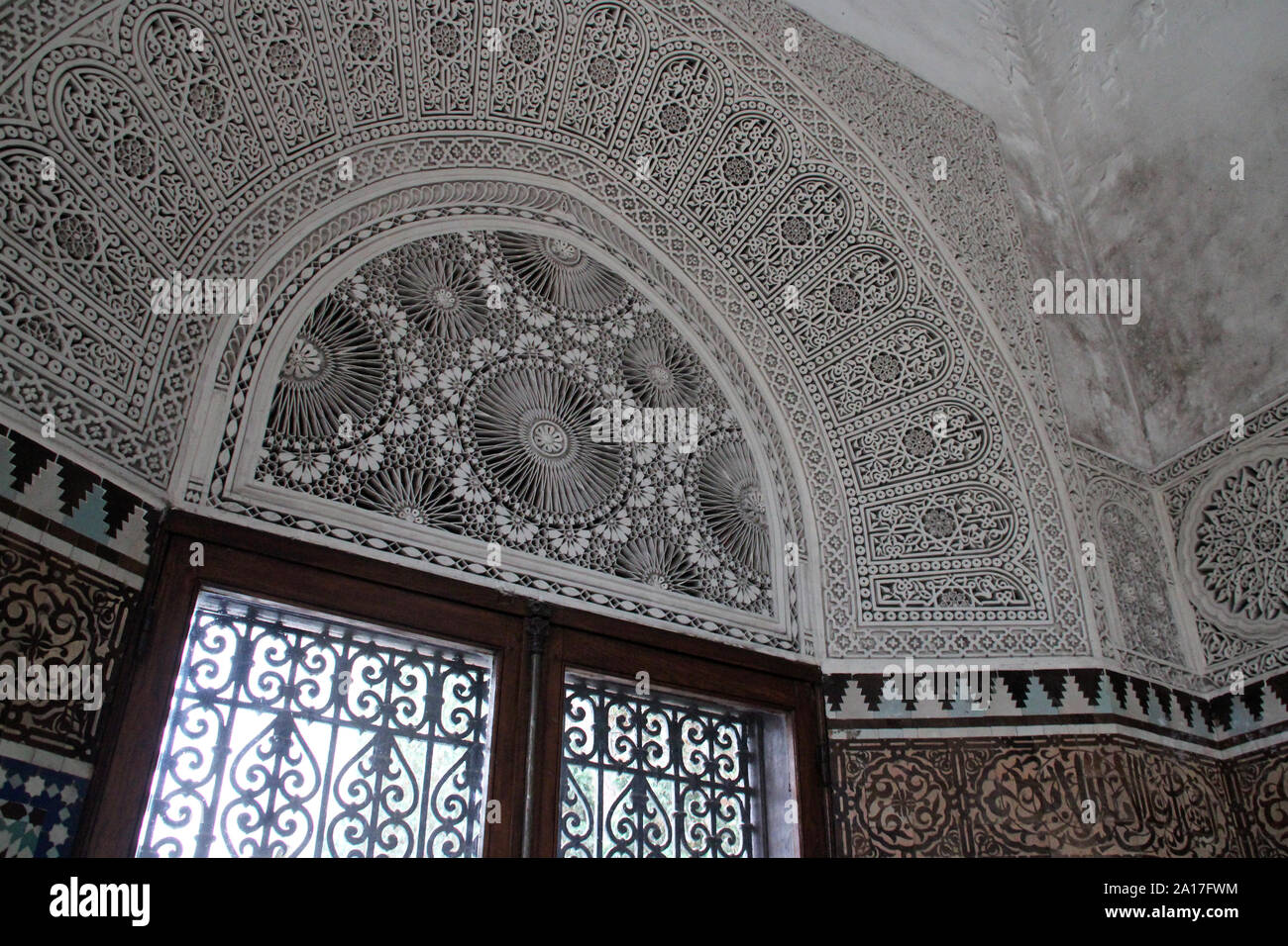great mosque in paris (france Stock Photo - Alamy