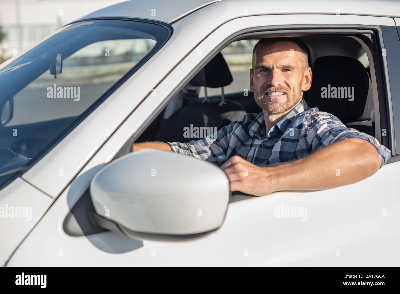 White people carrier car hi-res stock photography and images - Alamy