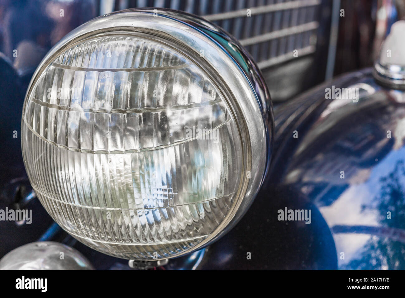 Headlight of a vintage retro old car automobile vehicle Stock Photo - Alamy