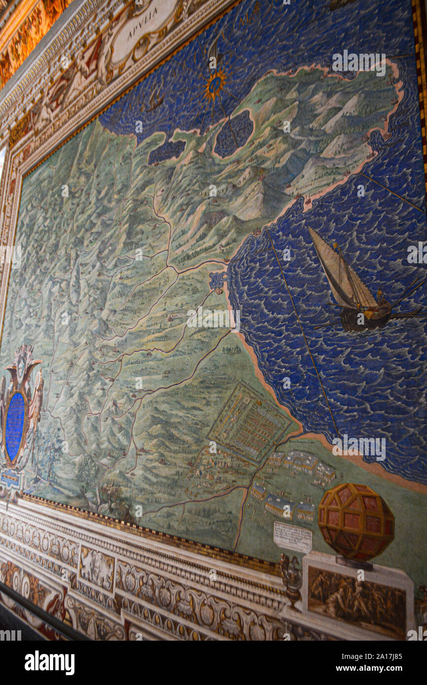 Musuems interior hi-res stock photography and images - Alamy