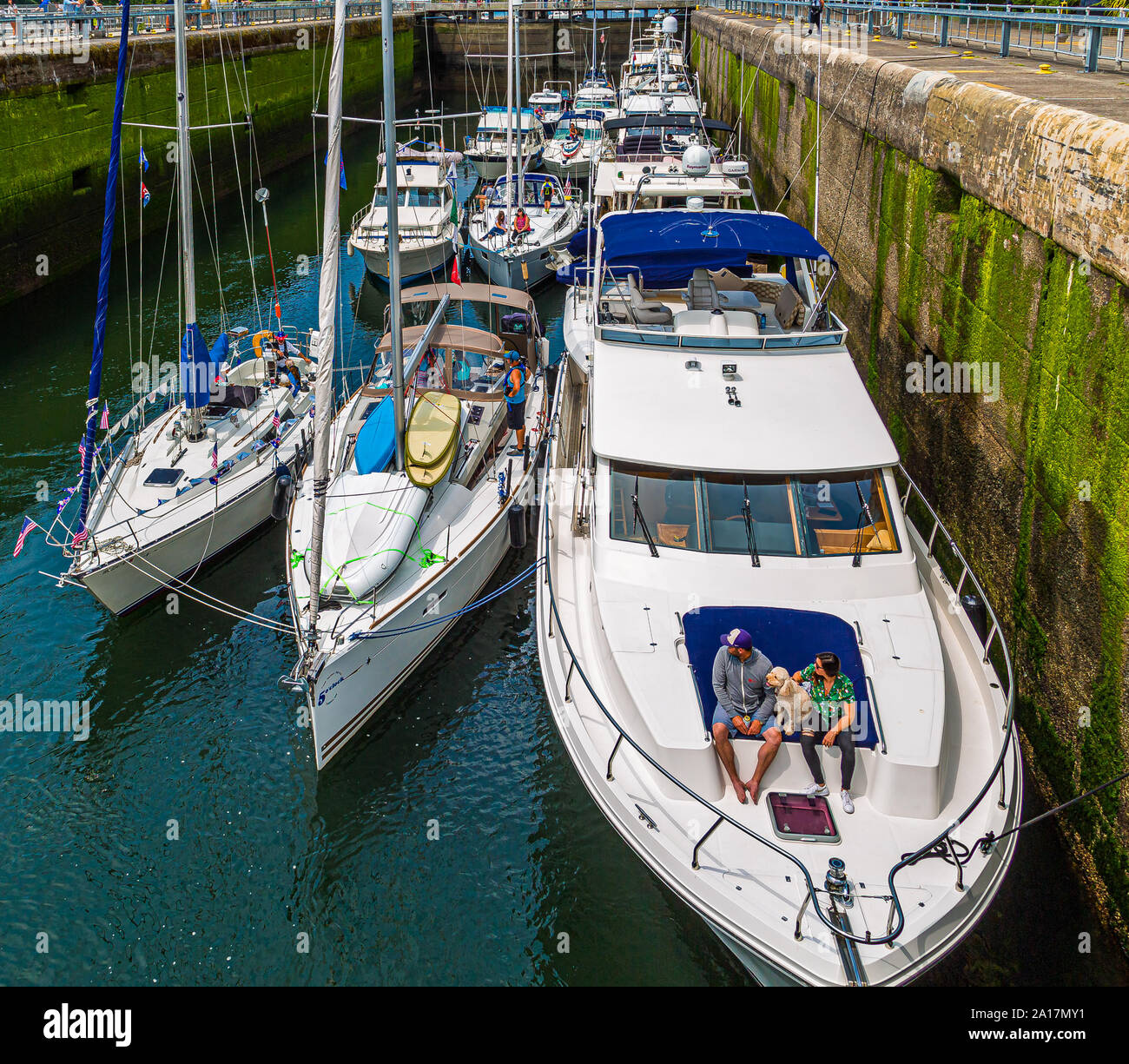 Lock control building hi-res stock photography and images - Alamy