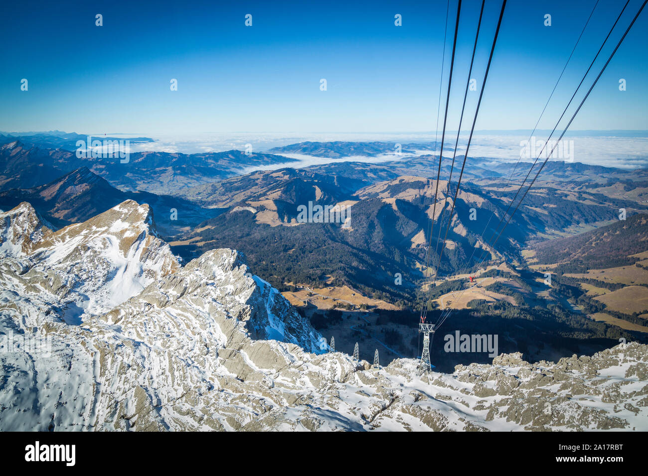 Mountain hut cable car hi-res stock photography and images - Alamy