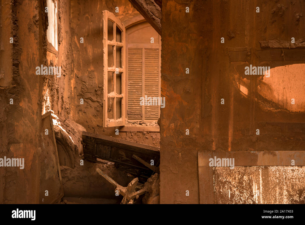 Inside destroyed house hi-res stock photography and images - Alamy