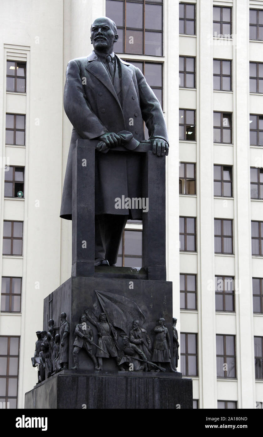 Belarus belarusian lenin statue hi-res stock photography and images - Alamy