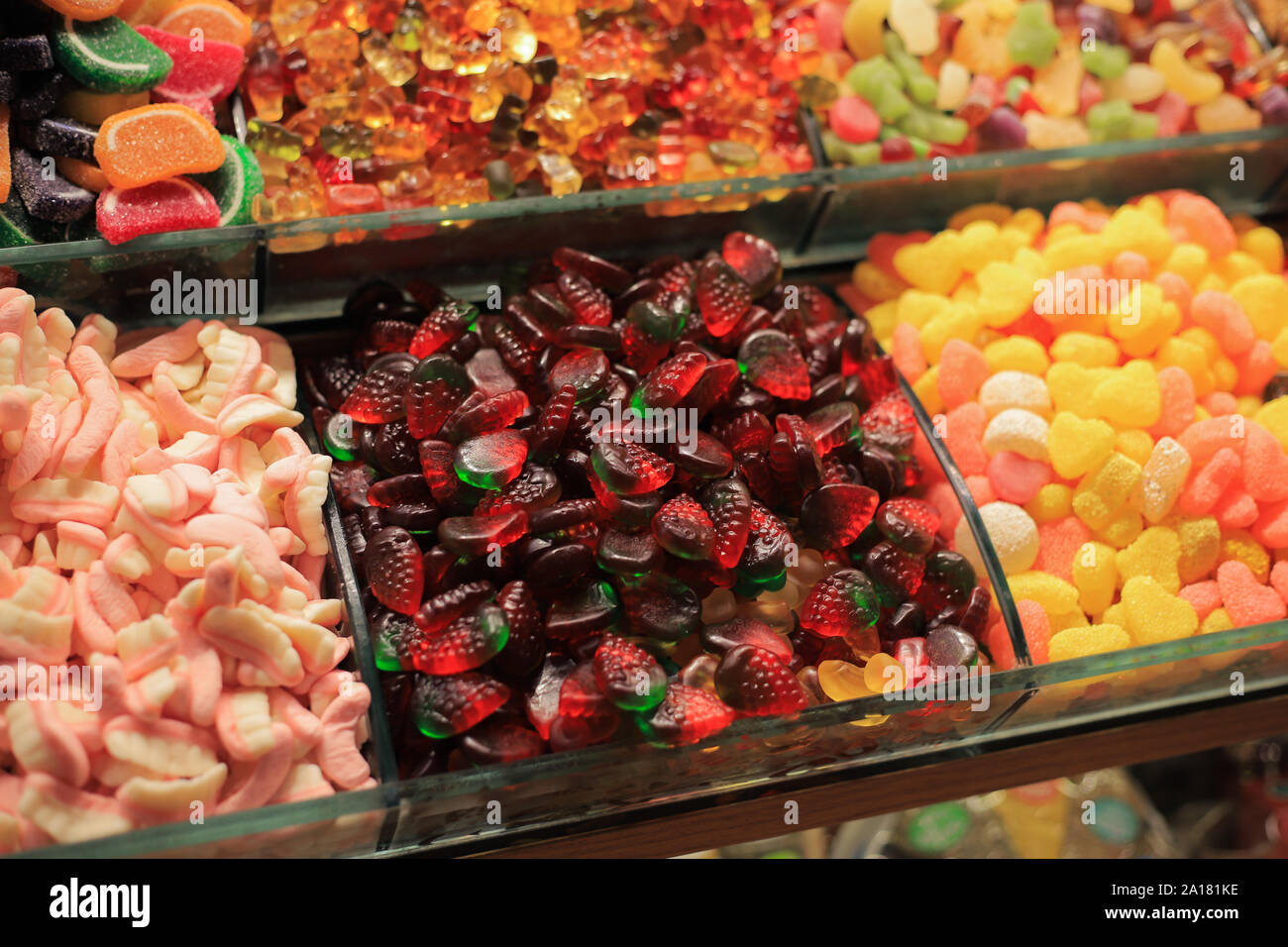 Arabian sweets hi-res stock photography and images - Alamy
