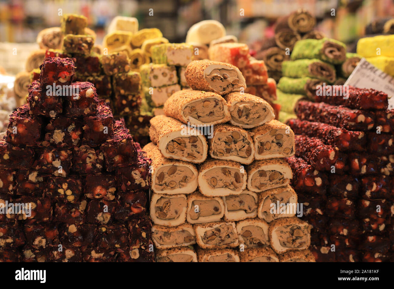 Arabian sweets hi-res stock photography and images - Alamy