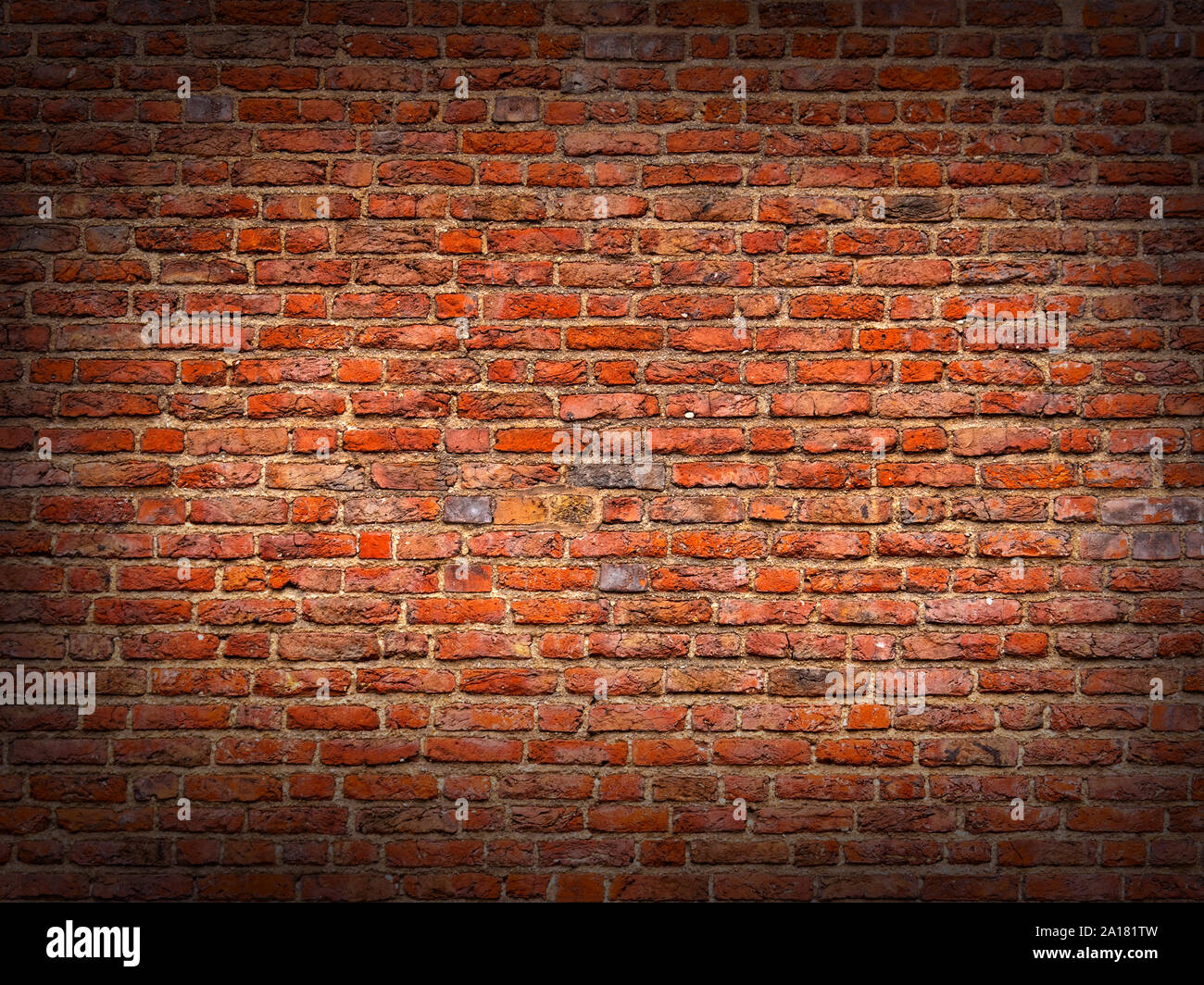 Old seamless brick wall hi-res stock photography and images - Alamy