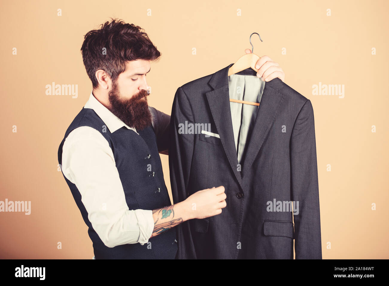 Perfect fit. Custom made to measure. Tailored suit concept. Fashion for ...