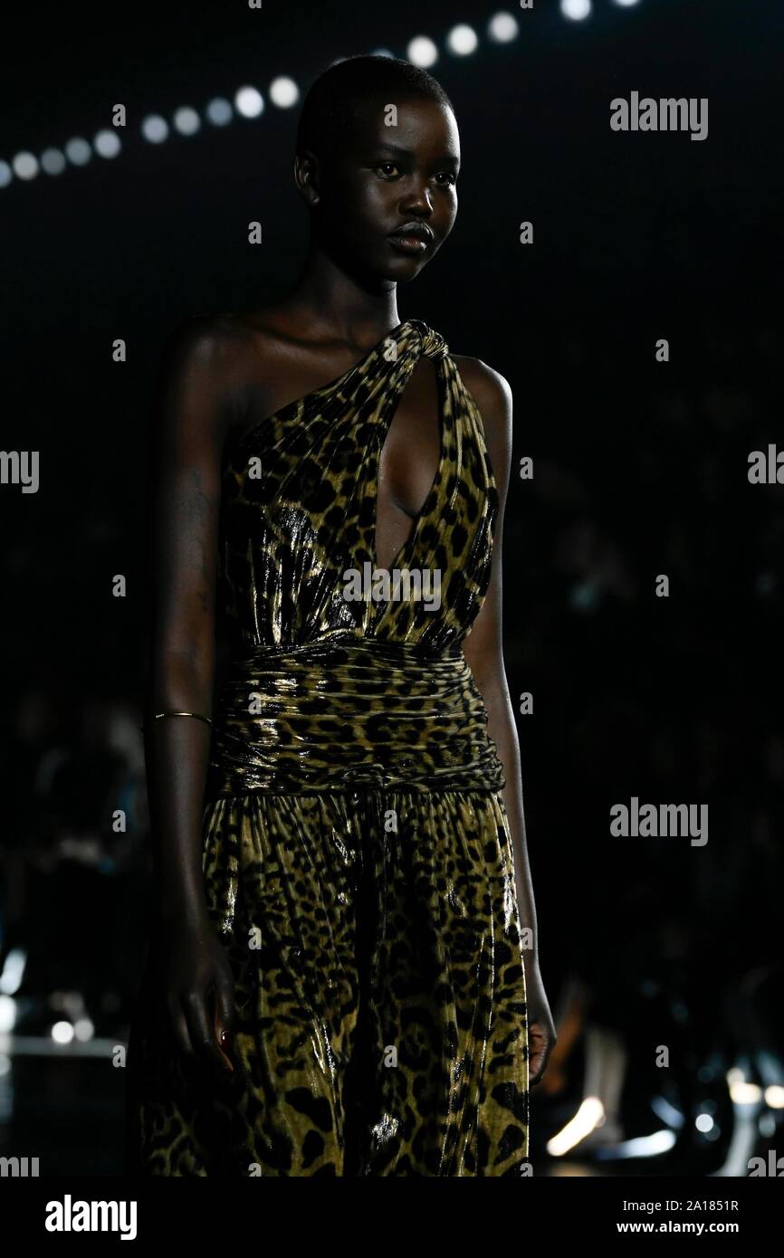 Saint laurent 2019 spring summer hi-res stock photography and images ...