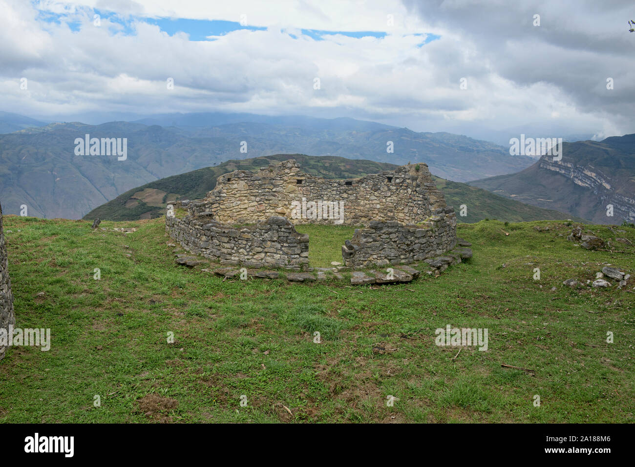 The mountaintop ruins of Kuélap fortress, Chachapoyas, Amazonas, Peru ...