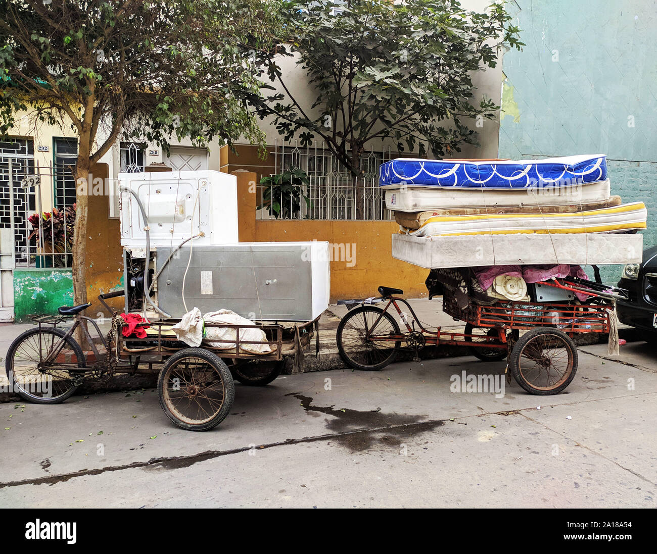 streets of the Peruvian capital Lima Peru Stock Photo - Alamy