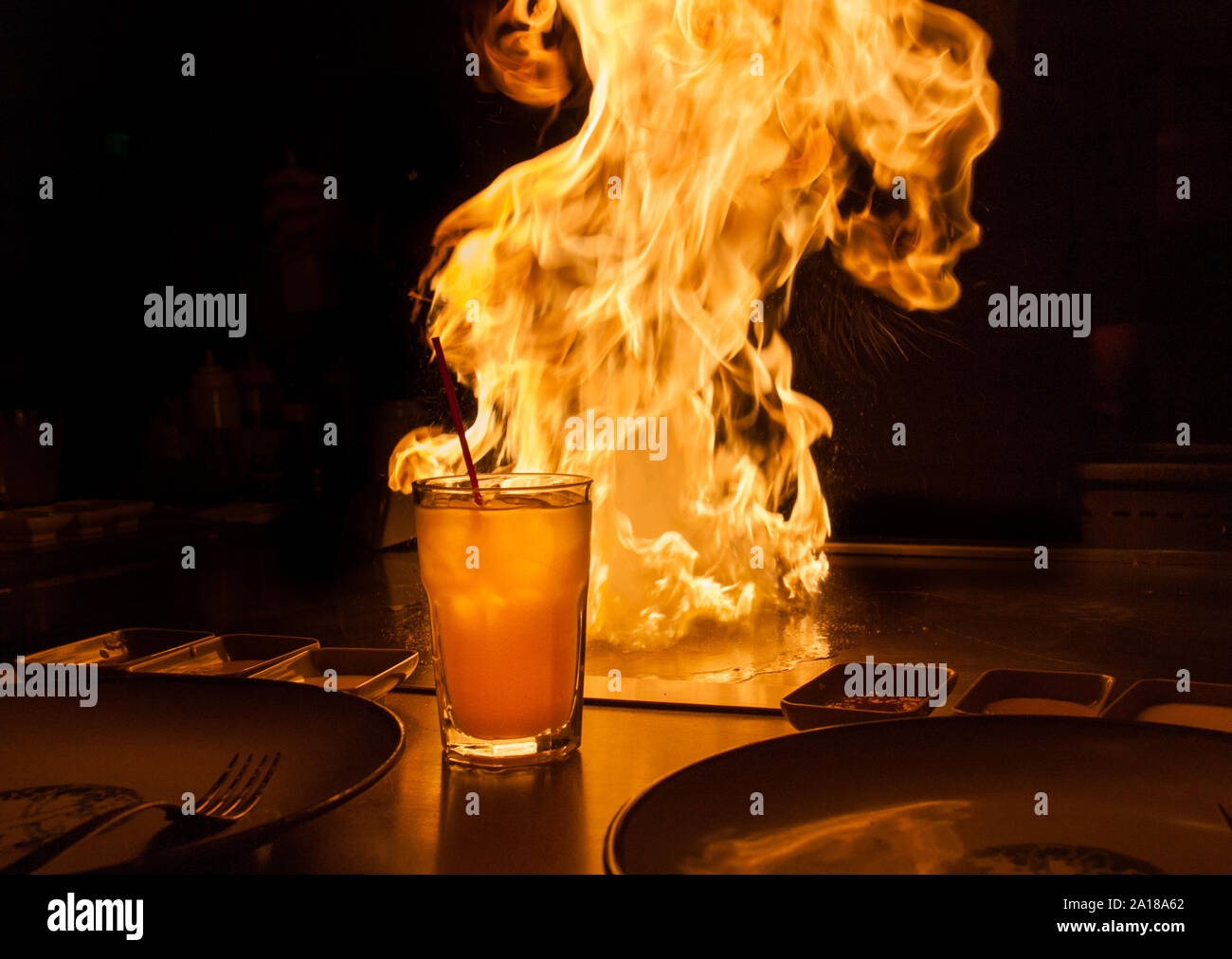 Cocktail and flames at a Teppanyaki Bar Stock Photo - Alamy